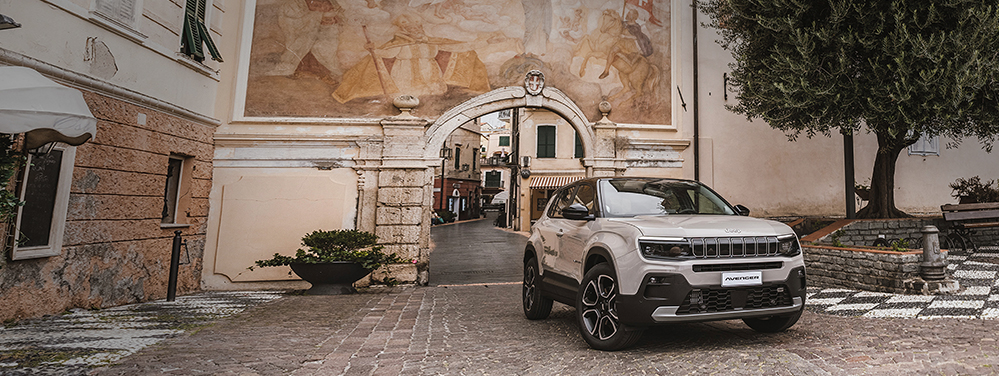 OFFRE BUSINESS: JEEP® AVENGER