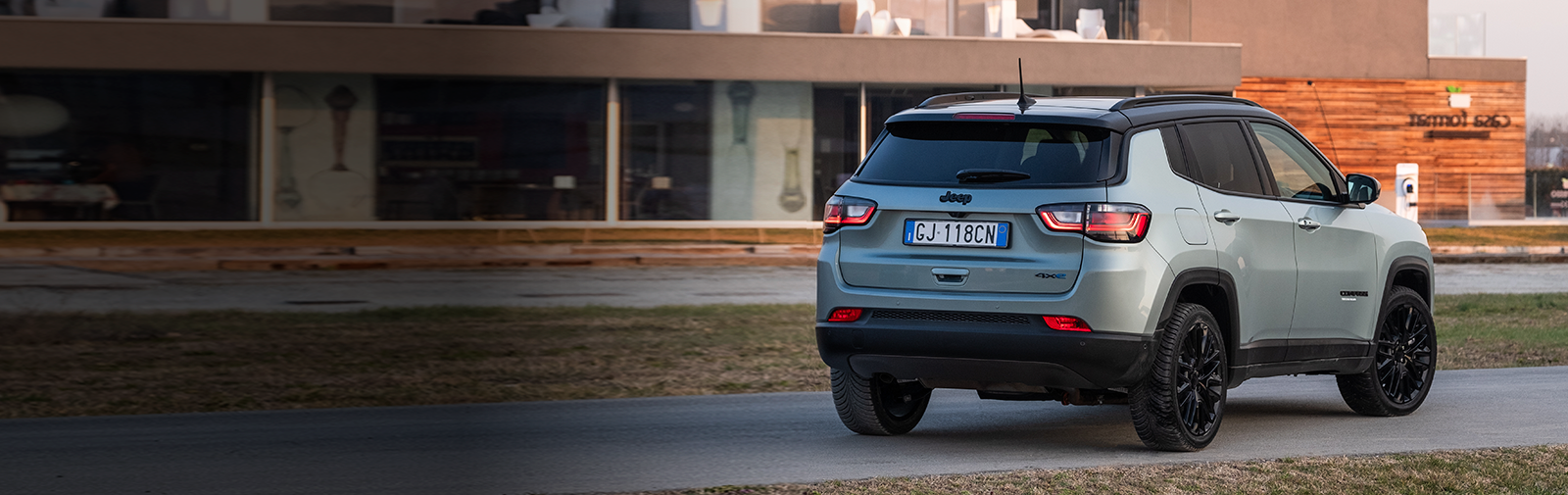 Officiële Jeep® Website - Suv, Crossover en 4X4 ׀ Jeep® BE