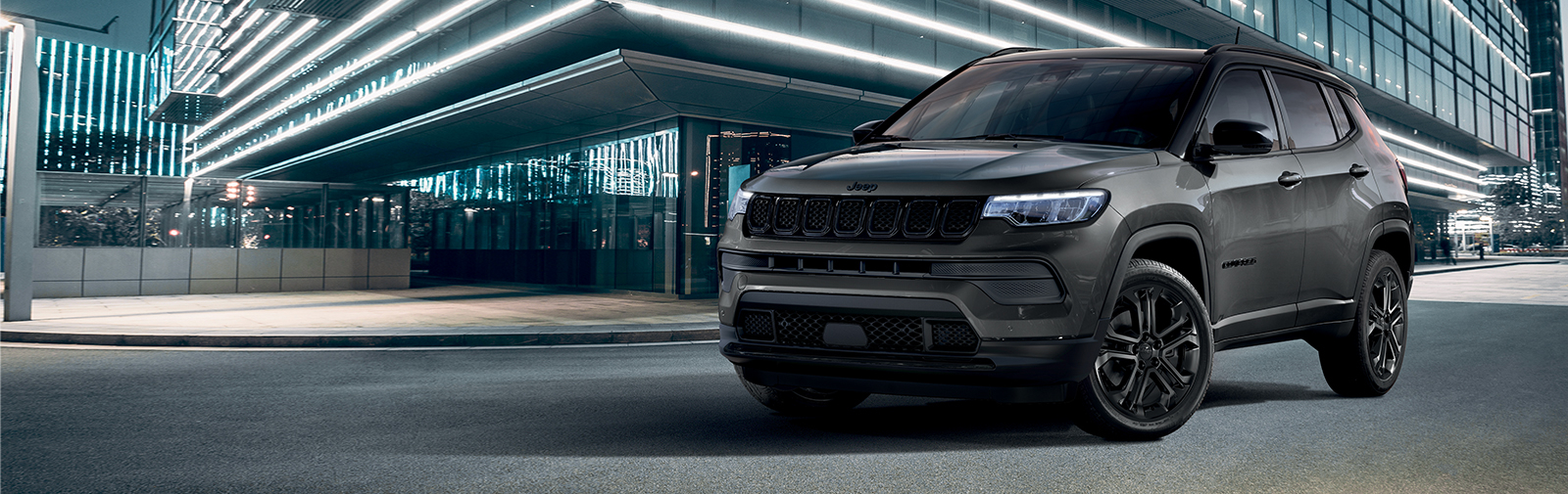 Ontdek de nieuwe Jeep® Compass Night Eagle | Jeep® BE